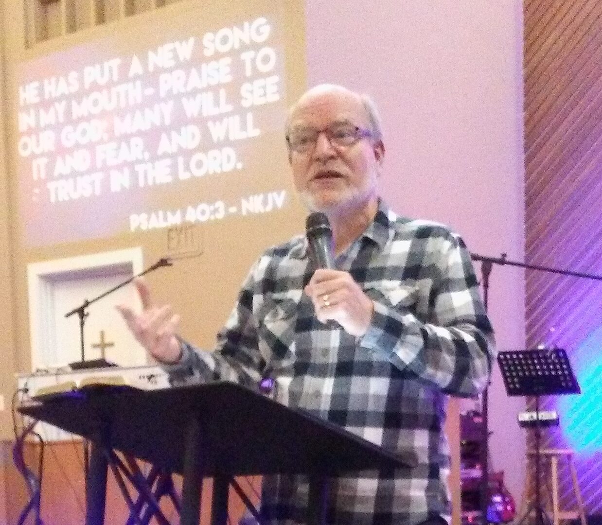 Dr. Tim & Maryl Smith - Worship Without Borders